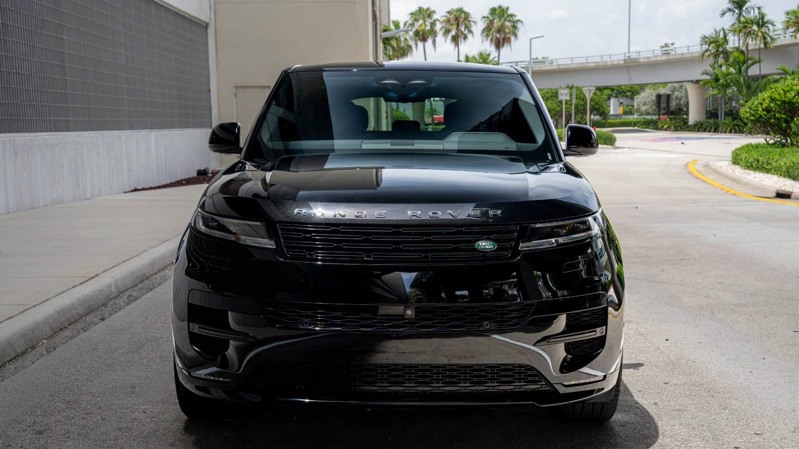 Range Rover Sport Rental | Luxury SUV Rental Miami, New York & Hamptons