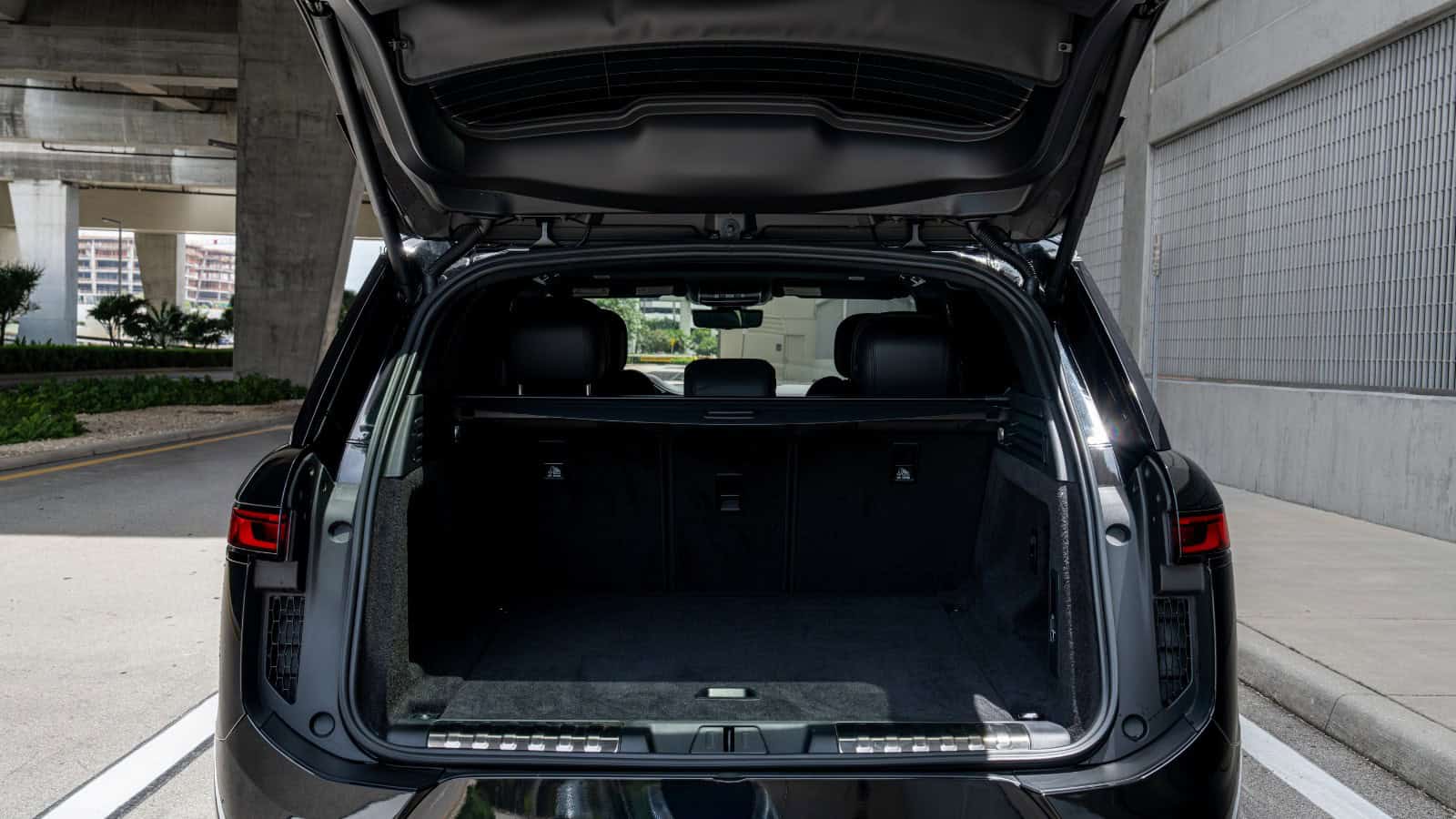 Range Rover Sport Rental | Luxury SUV Rental Miami, New York & Hamptons